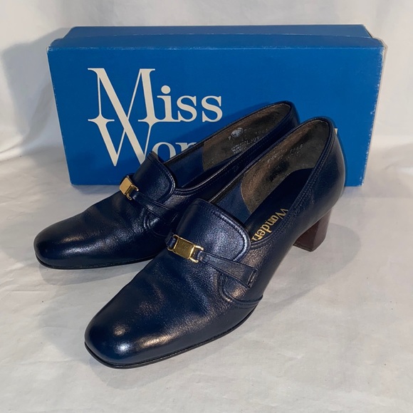 Miss Wonderful | Shoes | Vintage Miss Wonderful Navy Blue Heels Pumps ...